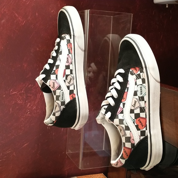 Vans | Shoes | Vansold Skool Candy Heart Sneakers Black Size 5 Juniors ...